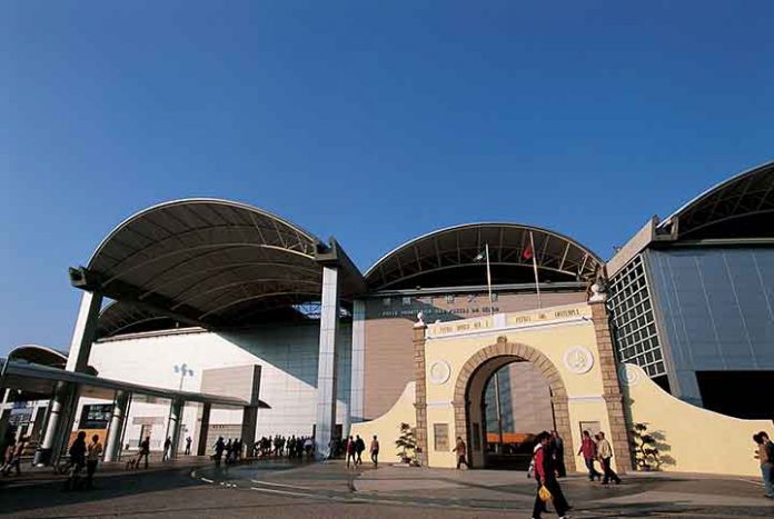 Macau | Gongbei Border crossings in 2018 highest ever in China - Zhuhai ...