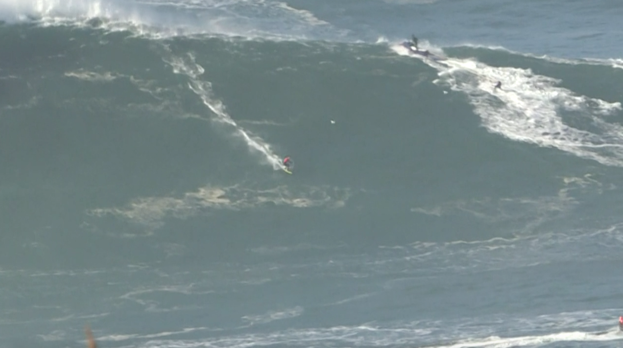 MBtv: Big wave surfers try to ride giant swell in Nazaré | Macau Business